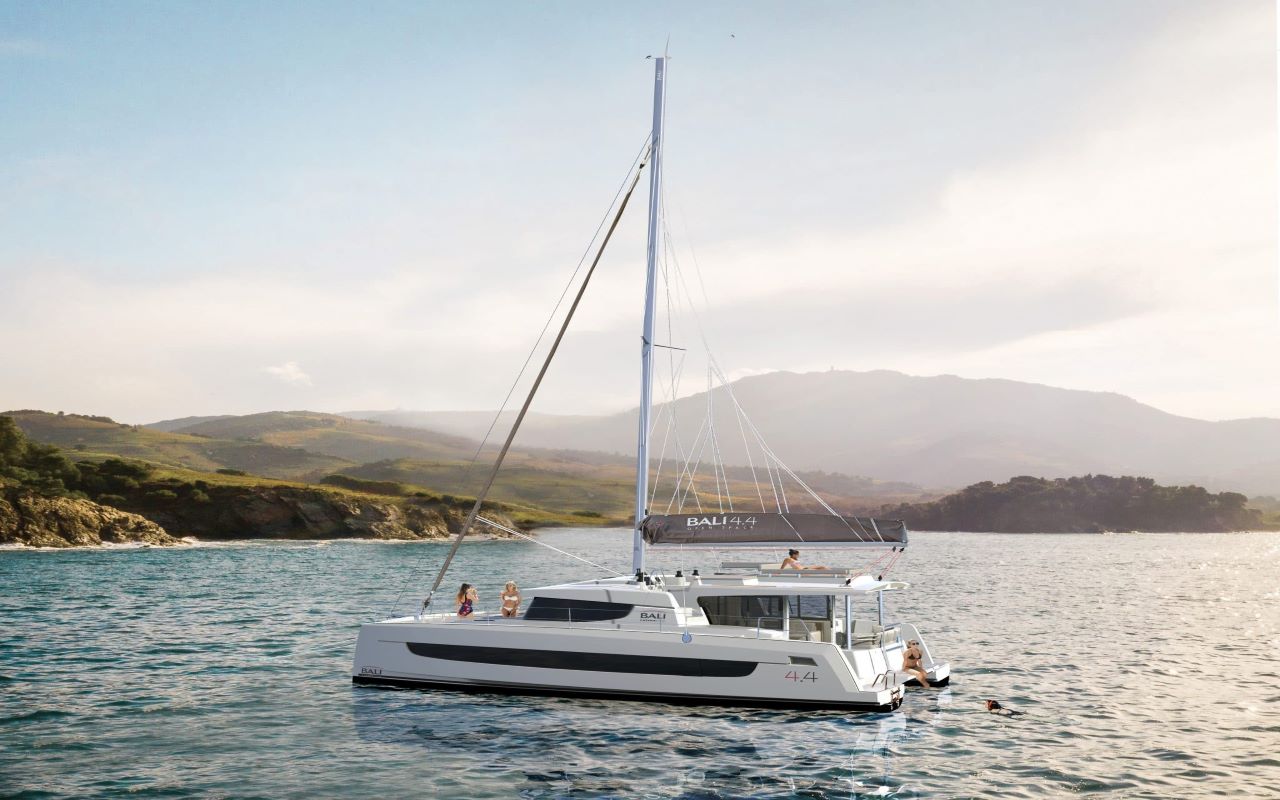Catamaran Bali 4.4 MAGLICA for charter - Caribbean | Yacht4Less